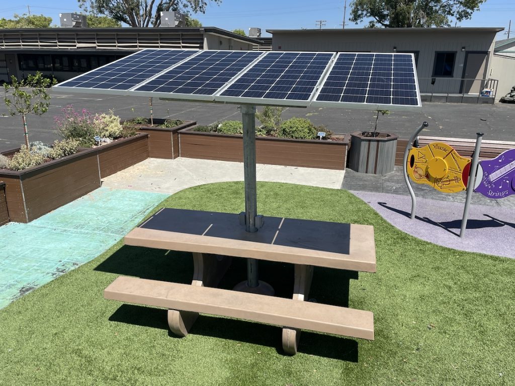 Yosemite Solar Powered Picnic Table - SunnyCal Solar Inc.